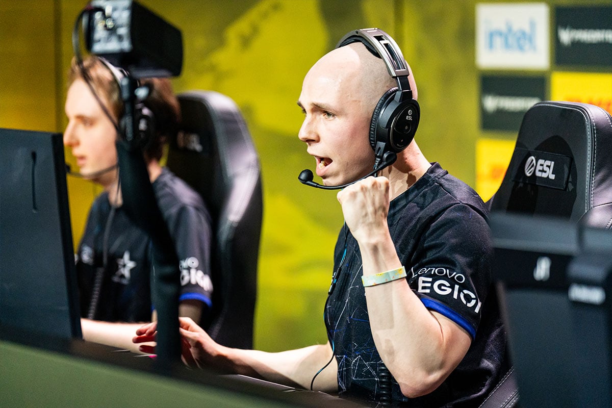 EliGE CS2 Settings: Mouse, Crosshair, Viewmodel & More (2025) - Hotspawn